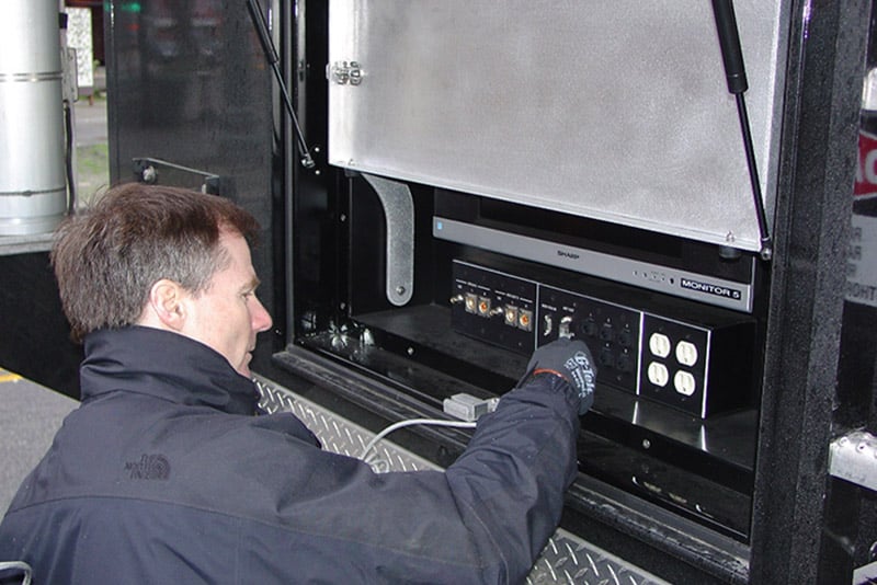 4 Benefits of Preventive Maintenance for Mobile Command and Specialty ...