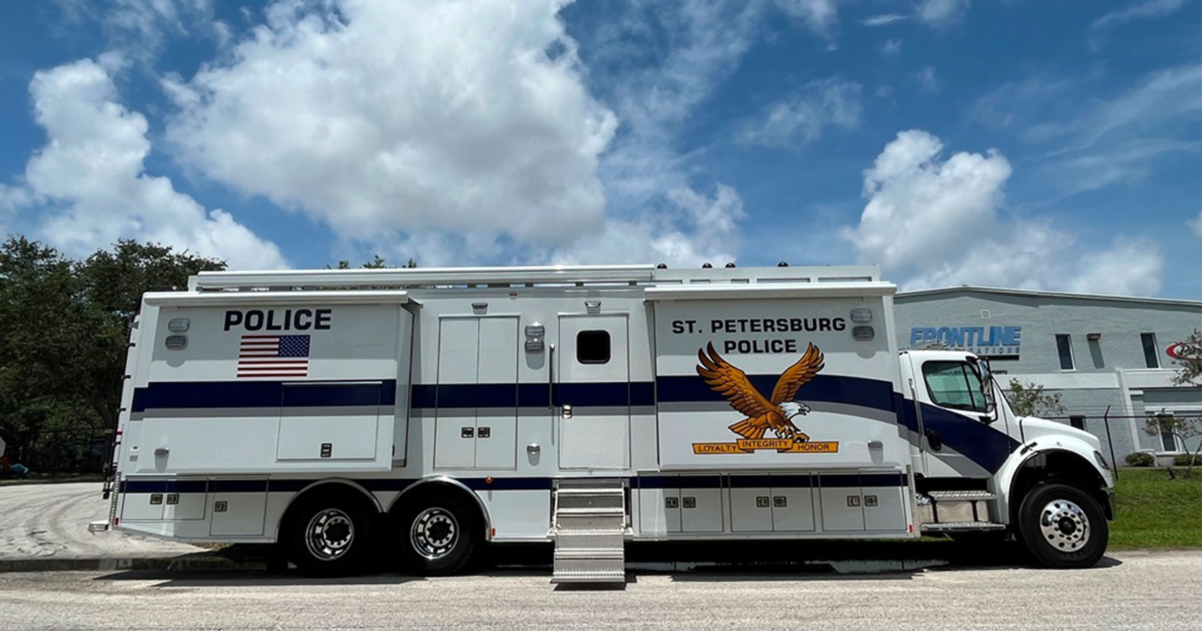 Frontline Communications Delivers Advanced Mobile Command Vehicle to St. Petersburg Police ...